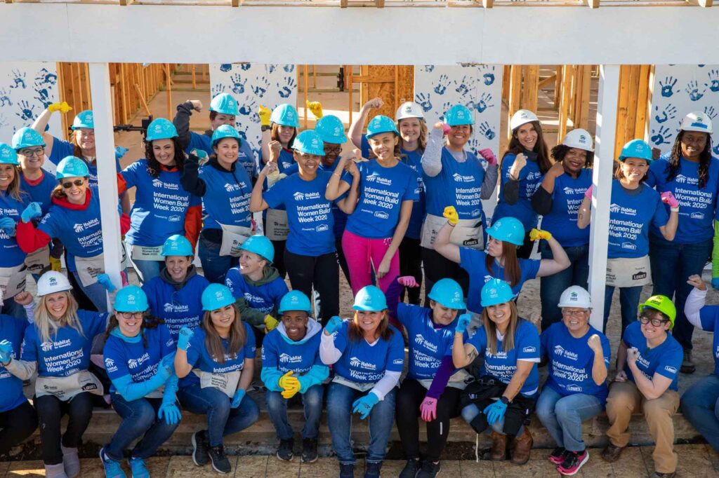 Construction Volunteers - Habitat For Humanity